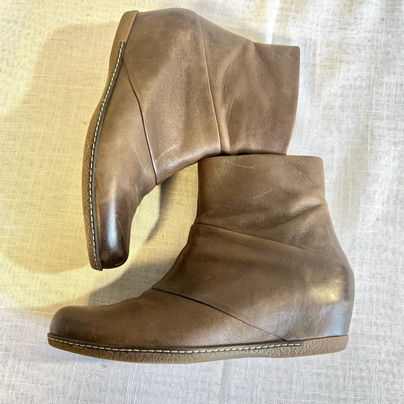 Dansko | Shoes | Dansko Boot Shoe Brown Leather Size 4 Ankle | Poshmark